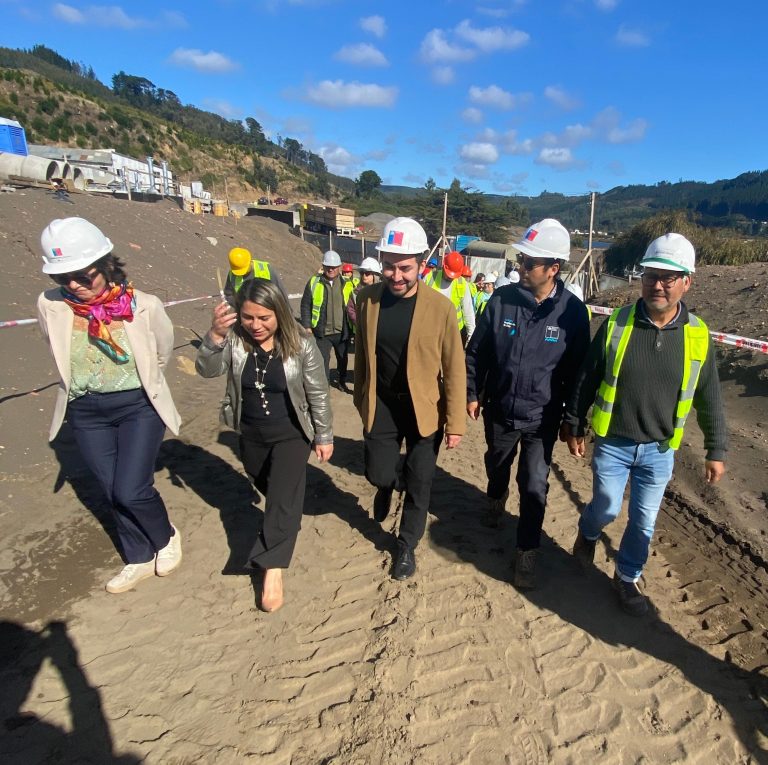 Visita autoridades a la Obra Huérfanos II – Constructora Don Pedro